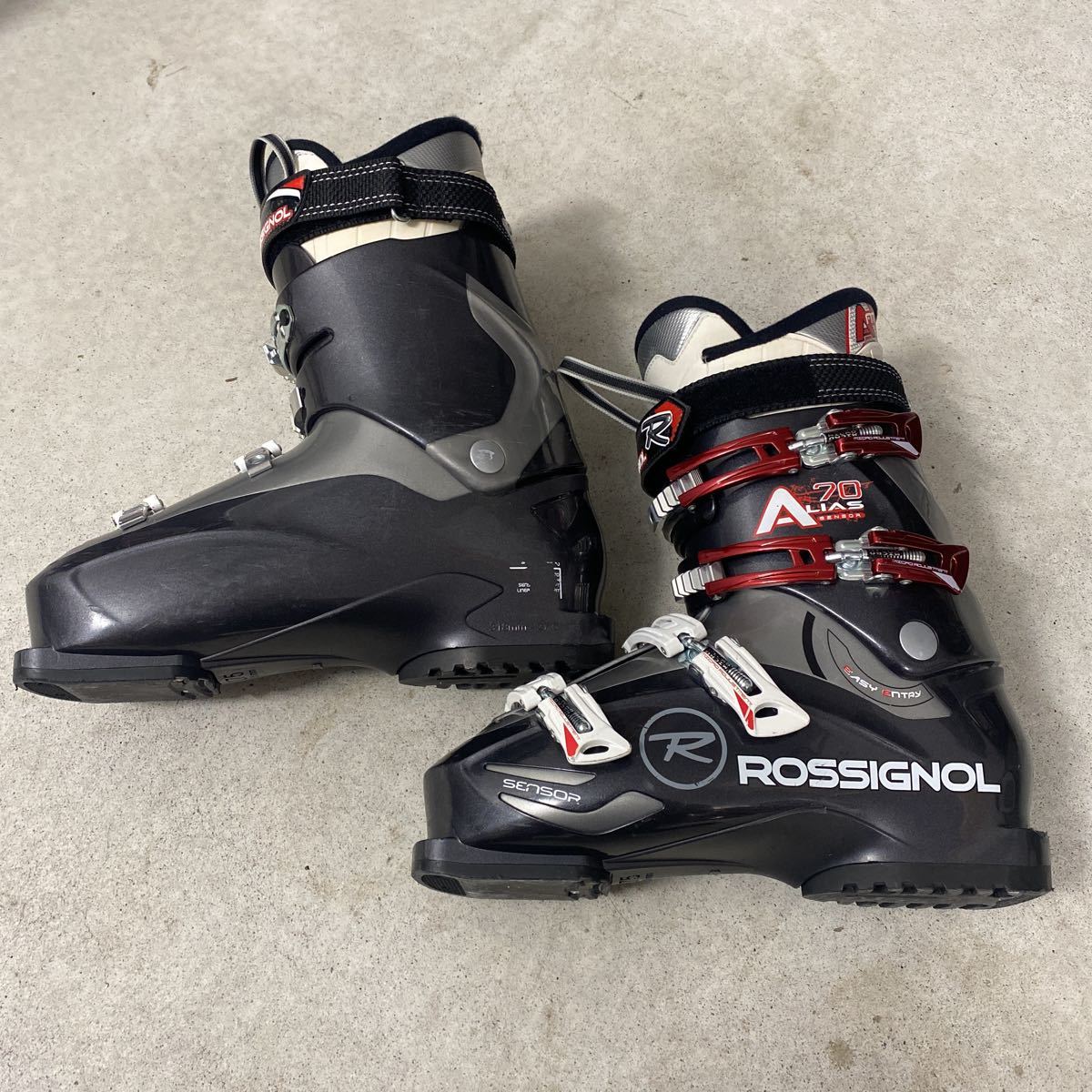 【やや傷や汚れあり】スキーブーツ ロシニョール☆ROSSIGNOL☆ALIAS SENSOR 70☆ 27.5cm 318mm 黒/グレー 中古送料無料 の落札情報詳細| ヤフオク落札価格情報 ...