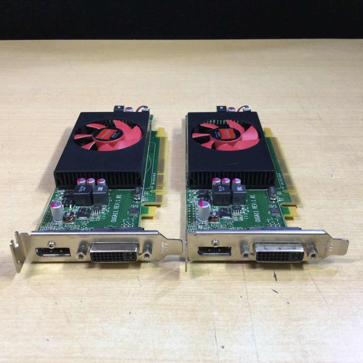 【傷や汚れあり】(030100) Dell AMD Radeon R5 240 1GB CN-0W42M3 グラフィックボード 中古品 2個 ...