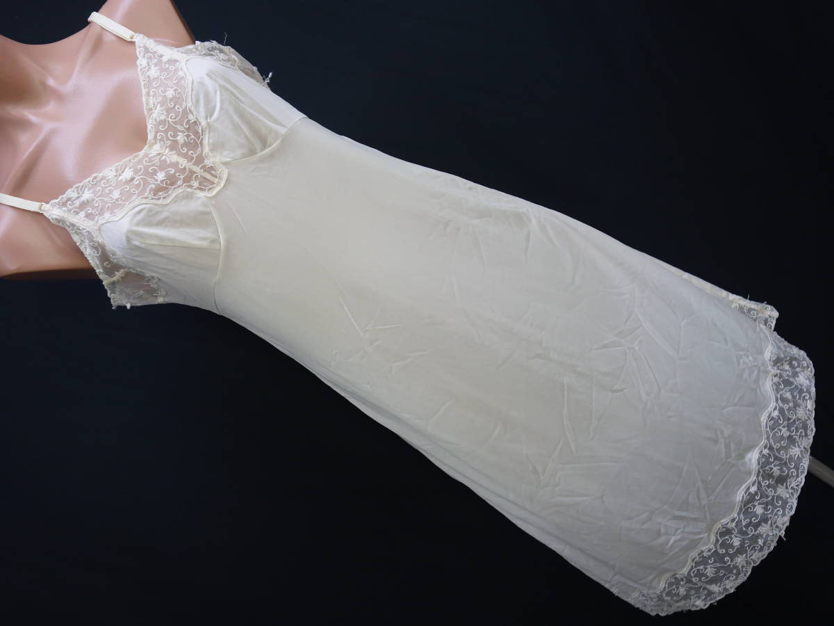 【未使用】*。o♪新品未使用【シャルレ FF011】花柄レース ブラスリップ*A75-95の落札情報詳細 - ヤフオク落札価格検索 オークフリー