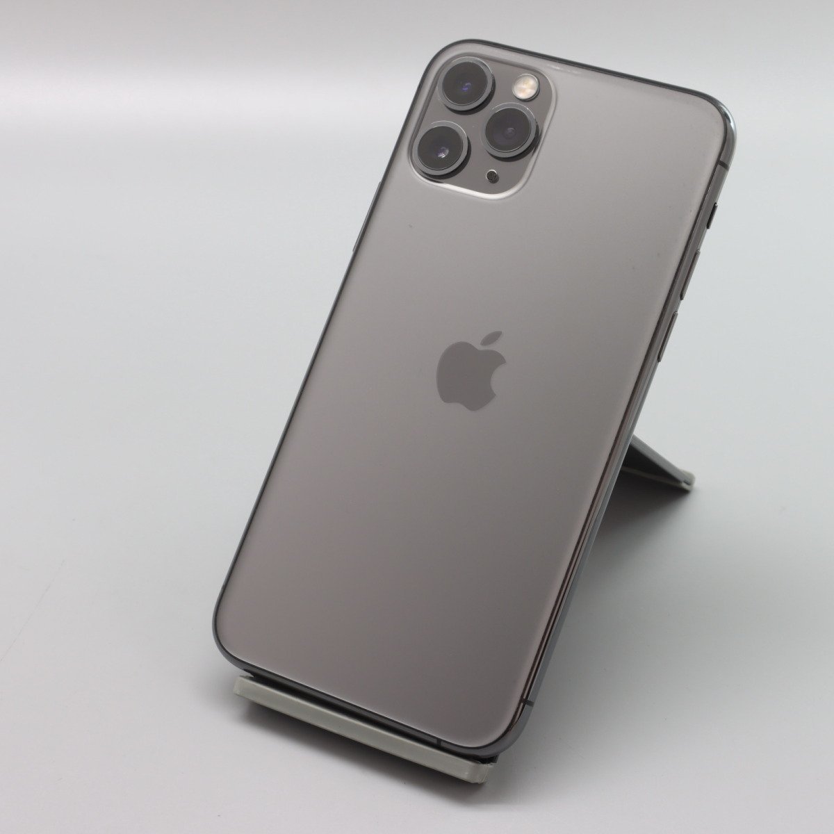 【全体的に状態が悪い】Apple iPhone11 Pro 256GB Space Gray A2215 MWC72J/A バッテリ83% SIMフリー★Joshin(ジャンク)4235【1円 ...