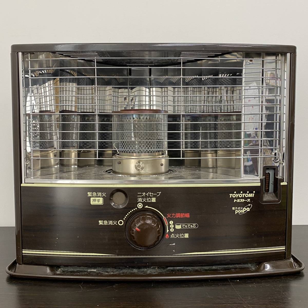 【未使用】 TOYOTOMI 反射型石油ストーブ RS-G24M 電池レス点火 ぐるんPa 2022年製【未使用】 MOF07391 ホワイト 木造6畳 コンクリート9畳 トヨトミの落札情報 ...