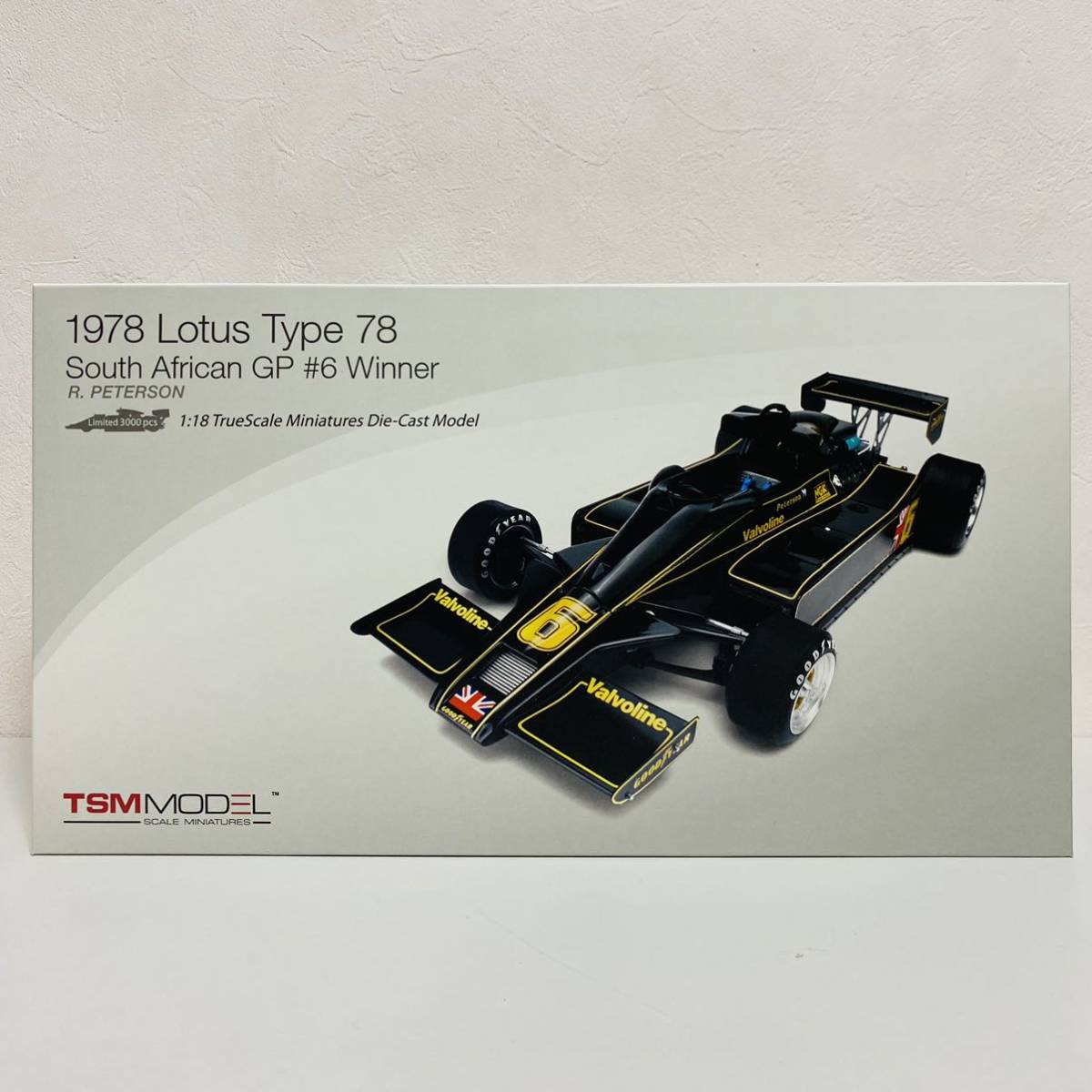 【未使用に近い】【極美品】KYOSHO 京商 TSM MODEL 1/18 1978 Lotus Type 78 South African ...