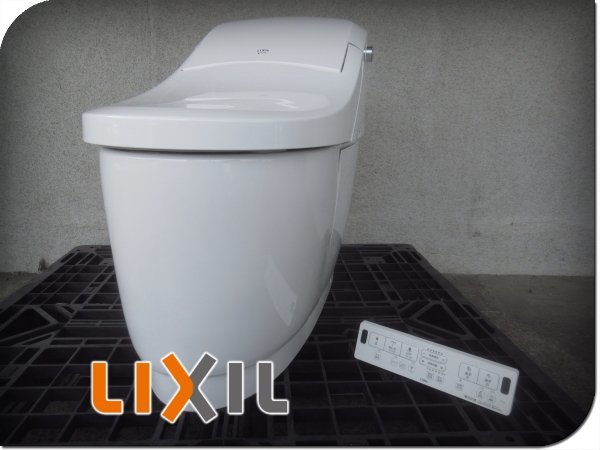 【未使用に近い】 展示品 未使用品 LIXIL/リクシル プレアスLS 床排水 タンクレストイレ/シャワートイレ 2022年/DT-CL114H/YBC-CL10H/28万/ymm620kの ...