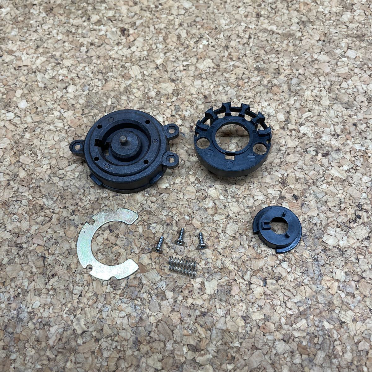 【傷や汚れあり】R138 アブガルシア 純正 レボ LTX-L マグネットブレーキ周辺パーツ 中古品の落札情報詳細 - ヤフオク落札価格検索 オークフリー