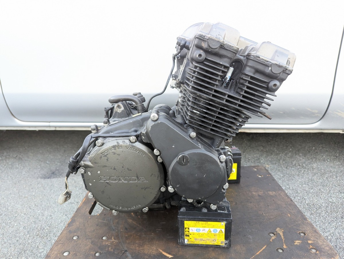 【傷や汚れあり】実動 Cbx400f エンジン ヘッド シリンダー クランクケース カバー ミッション 当時物 ホンダ Cbx 純正 ノーマル