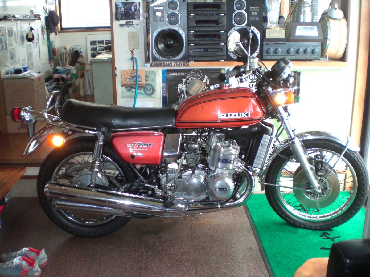 【目立った傷や汚れなし】★SUZUKI GT750 B3 逆車 キャンディーオレンジ ノンレス 程度上！Z1Z2SSGTCBFXTXBEETVMkizimacafe70sコミネフタバ城東東京 ...