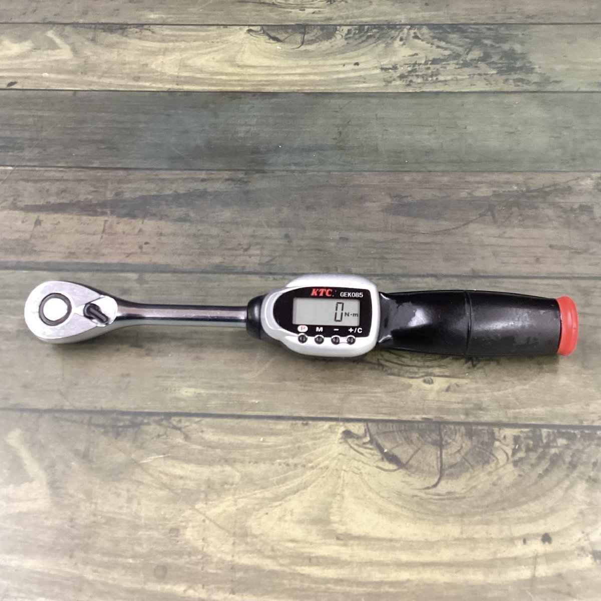 【やや傷や汚れあり】【中古品】 KTC(京都機械工具) 9.5sq. デジラチェ ラチェットヘッドタイプ GEK085-R3 【代引きOK】の落札情報詳細 - ヤフオク落札価格検索 オークフリー