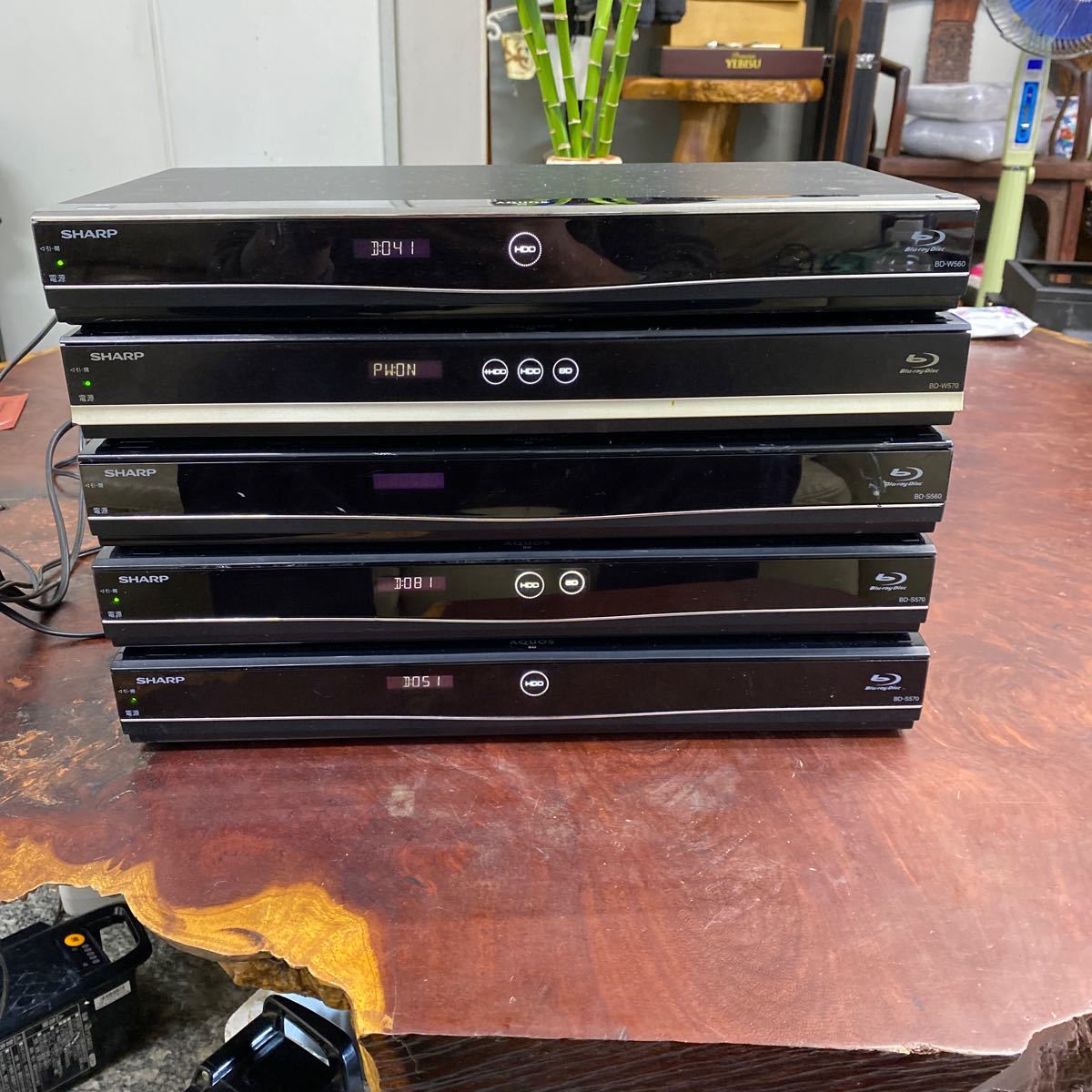 【傷や汚れあり】〔ジャンク/通電OK〕AQUOSブルーレイレコーダー 5台セット [BD-w560 bd-w570 [BD-S560] [BD-S570] シャープ sharp 中古の落札情報 ...