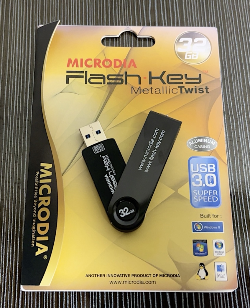 【未使用】【新品未使用】MICRODIA USB 3.0 フラッシュメモリ32GB 2個セット POWERD By SAMSUNG 検索用 ...