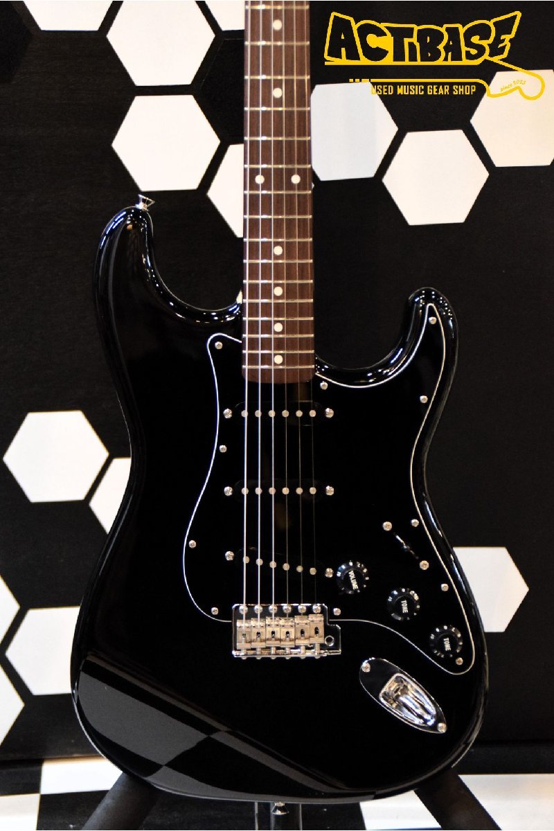 【やや傷や汚れあり】【中古】Fender Japan ST62-ALLBK フェンダージャパン ストラトキャスター オールブラック【メンテナンス済】の落札情報詳細 - ヤフオク落札価格検索 ...