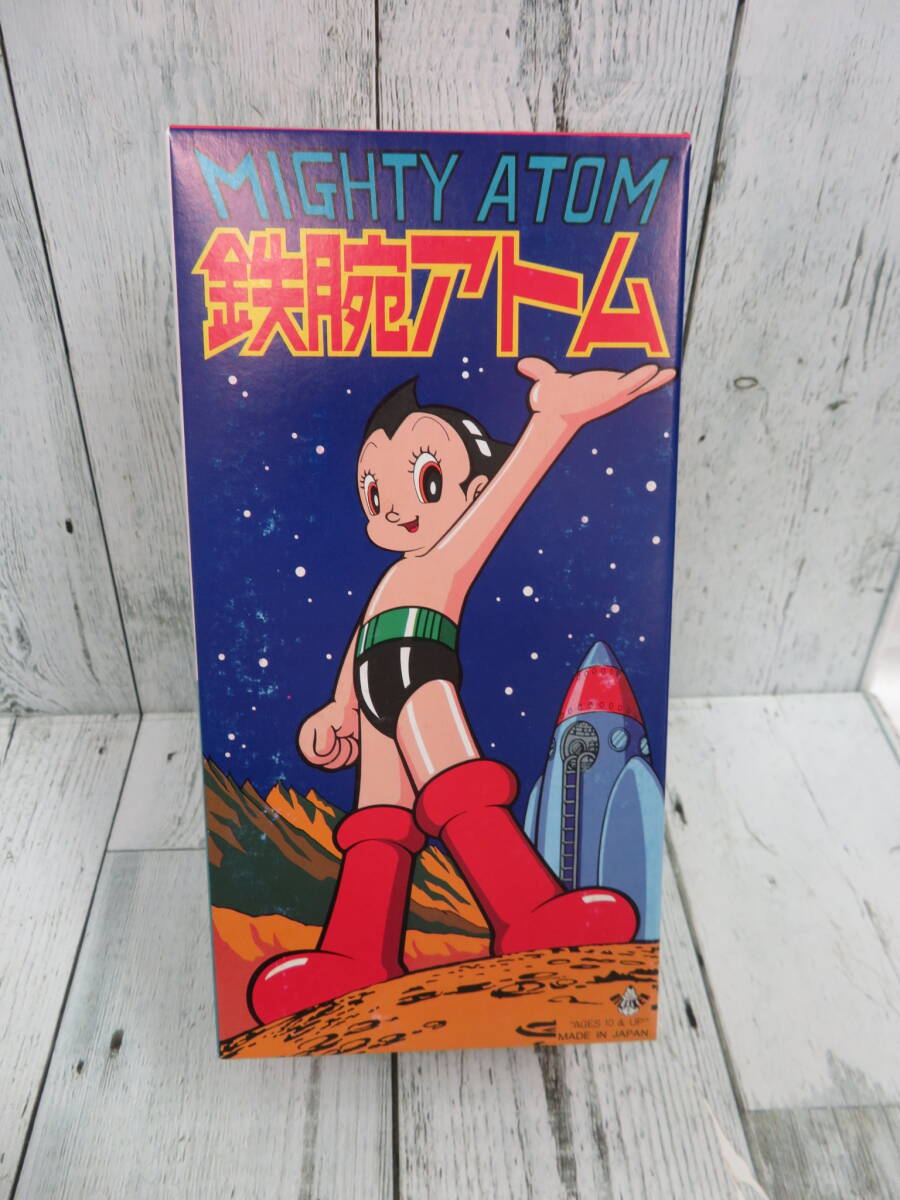 【未使用に近い】【ビリケン商会】希少 MIGHTY ATOM 鉄腕アトム ブリキ ゼンマイ 全高約22㎝ 手塚治虫 おもちゃ 箱付 保管品の落札情報詳細 - ヤフオク落札価格検索 オークフリー