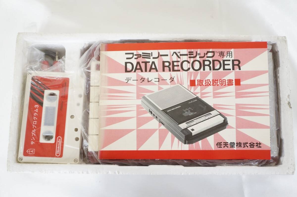 【未使用】② Nintendo 任天堂 HVC-008 ファミリーベーシック専用 DATA RECORDER データレコーダ 保管品 ...