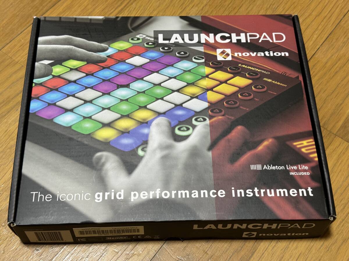 【やや傷や汚れあり】NOVATION ノベーション LaunchPad MKII MK2 MIDIコントローラー Ableton Live対応 ...