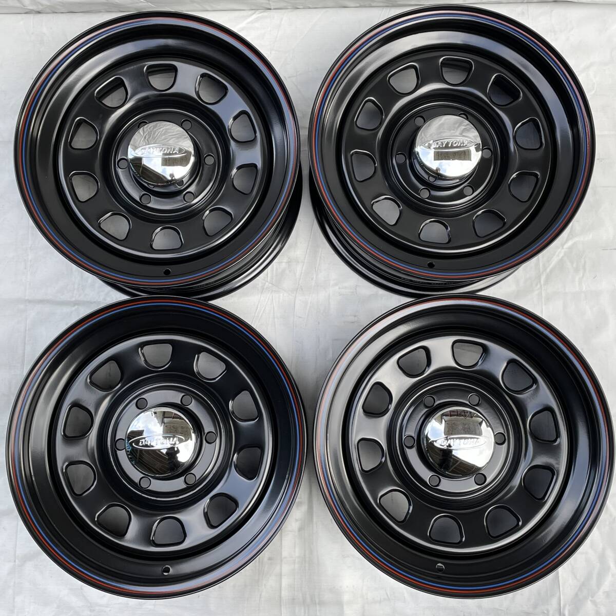 【未使用】デイトナ ブラック 16-7.0J 6H139.7 ＋19 ホイール4本セット ハイエース 100系 200系 アウトレット 特価品！ ②の落札情報詳細 - ヤフオク落札価格検索 ...