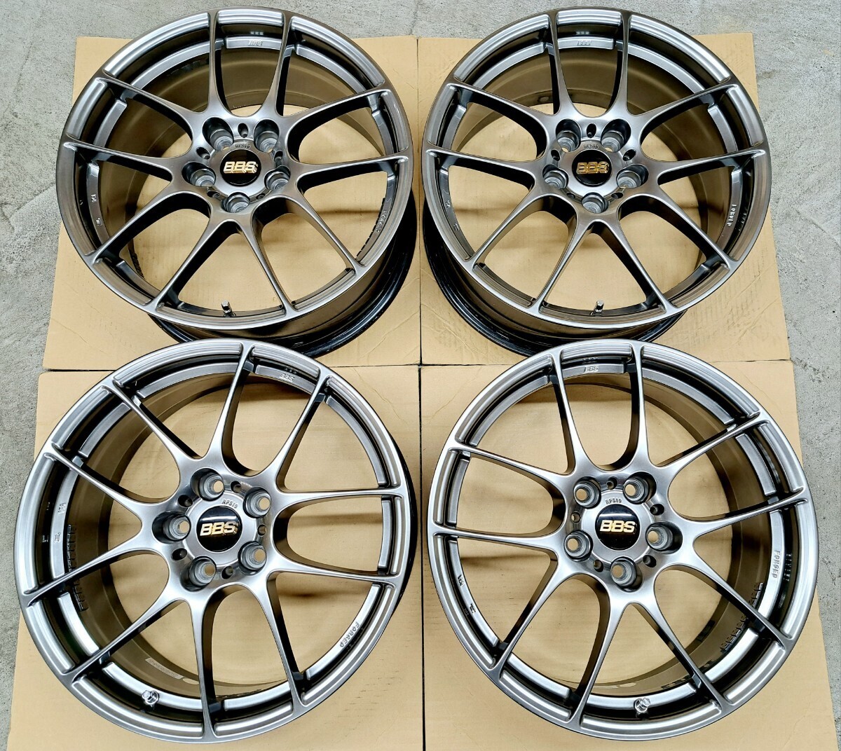 【目立った傷や汚れなし】【超極上品】BBS RF ホイール 18インチ 7.5J 114.3 鍛造 スバル レヴォーグ WRX S4 フォレスター トヨタ アルファード 日産 定価41万円の ...