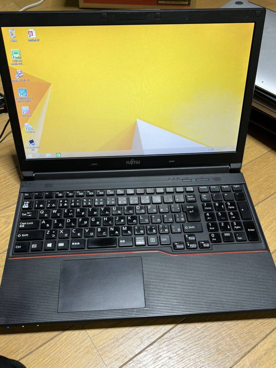 【傷や汚れあり】★【驚速 FUJISTU A574/MX i5-4310M 2.70GHz x4+4GB+SSD120GB 15.6インチ ...