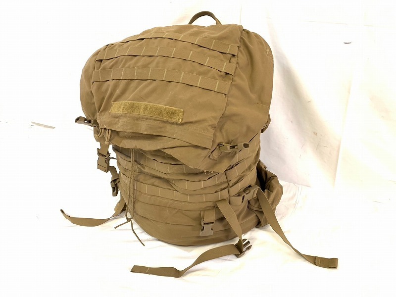 【傷や汚れあり】送料無料 米軍放出品 USMCPACKセット メインバッグ フレーム ヒップベルト ショルダハーネス リュックサック ミリタリ ...