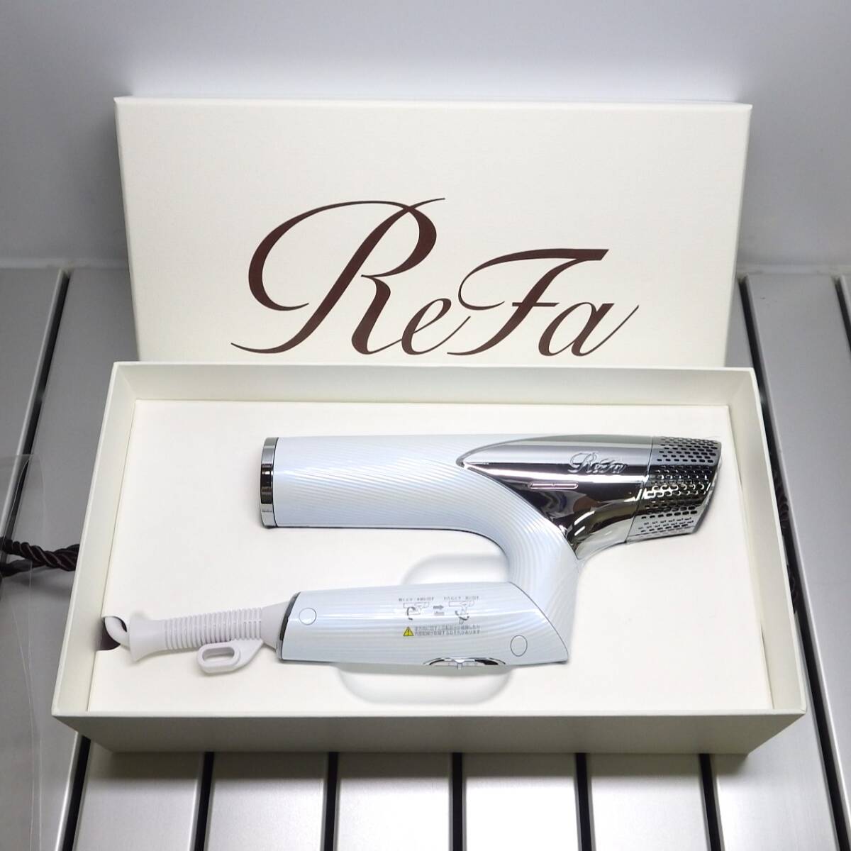 【未使用】【新品 同様品】MTG ReFa BEAUTECH FINGER IRON RE-AI05A ピンク リファビューテック フィンガーアイロン ギャランティカード有(NKA961-1 ...