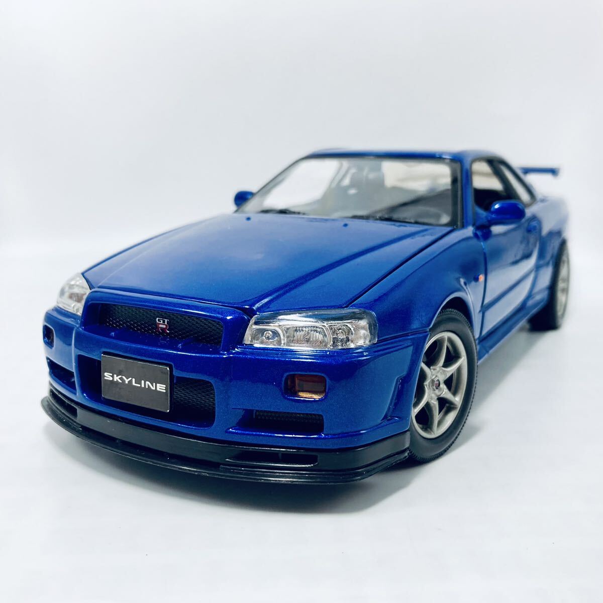 【目立った傷や汚れなし】MOTORMAX 1/18 BNR34 NISSAN SKYLINE GT-R V-spec BAYSIDE BLUE 日産 スカイライン GT-R Vスペック ベイ ...