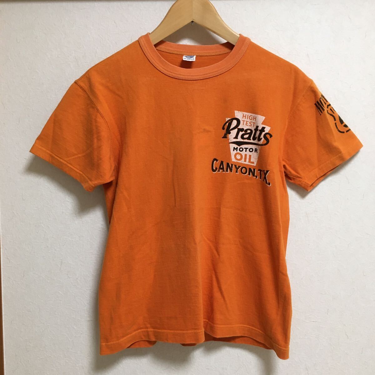 【やや傷や汚れあり】送料込 TOYS McCOY H.OKAMOTO プリントT Sサイズほど オレンジ USED トイズマッコイ 岡本博 ...