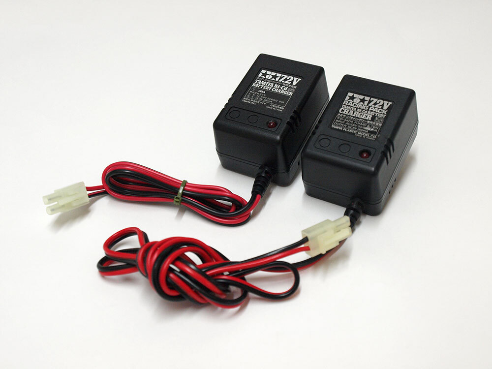【傷や汚れあり】【M1417】タミヤ 7.2V ニカド バッテリー専用充電器 2個セット 通電確認（チャージャー NI-CD RC ラジコン ...