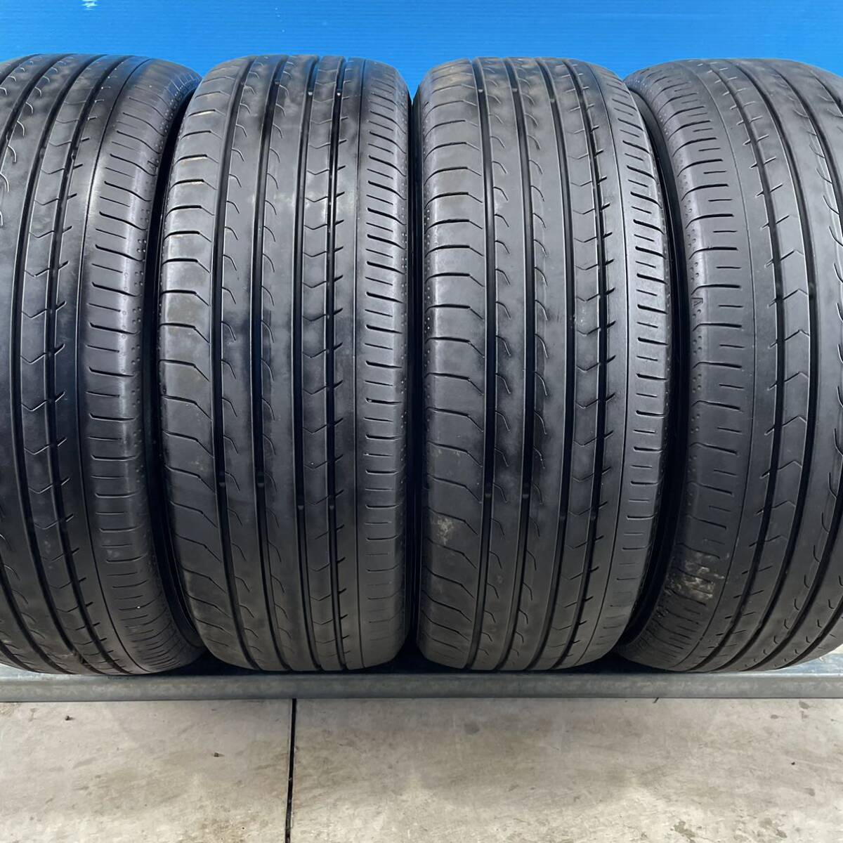 【目立った傷や汚れなし】215/60R17 YOKOHAMA BluEarth-RV RV03 サマータイヤ 215/60/17 4本 2022年製造の落札情報詳細 - Yahoo ...