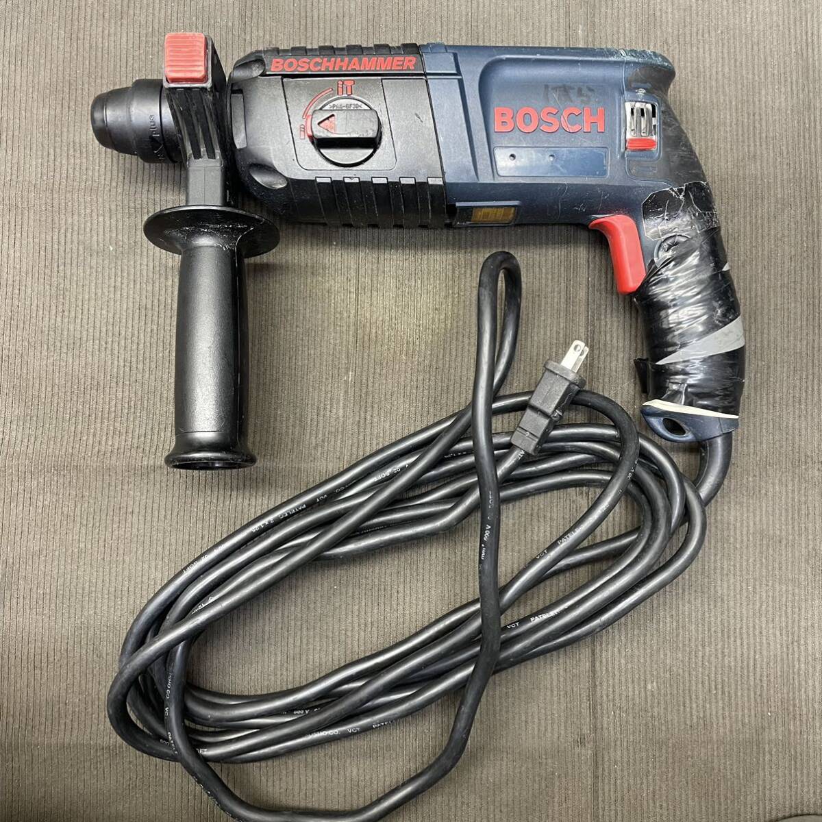 【やや傷や汚れあり】BOSCH ハンマードリル 中古 D-70745 100V 50/60Hz 6.5A 620wの落札情報詳細 ...