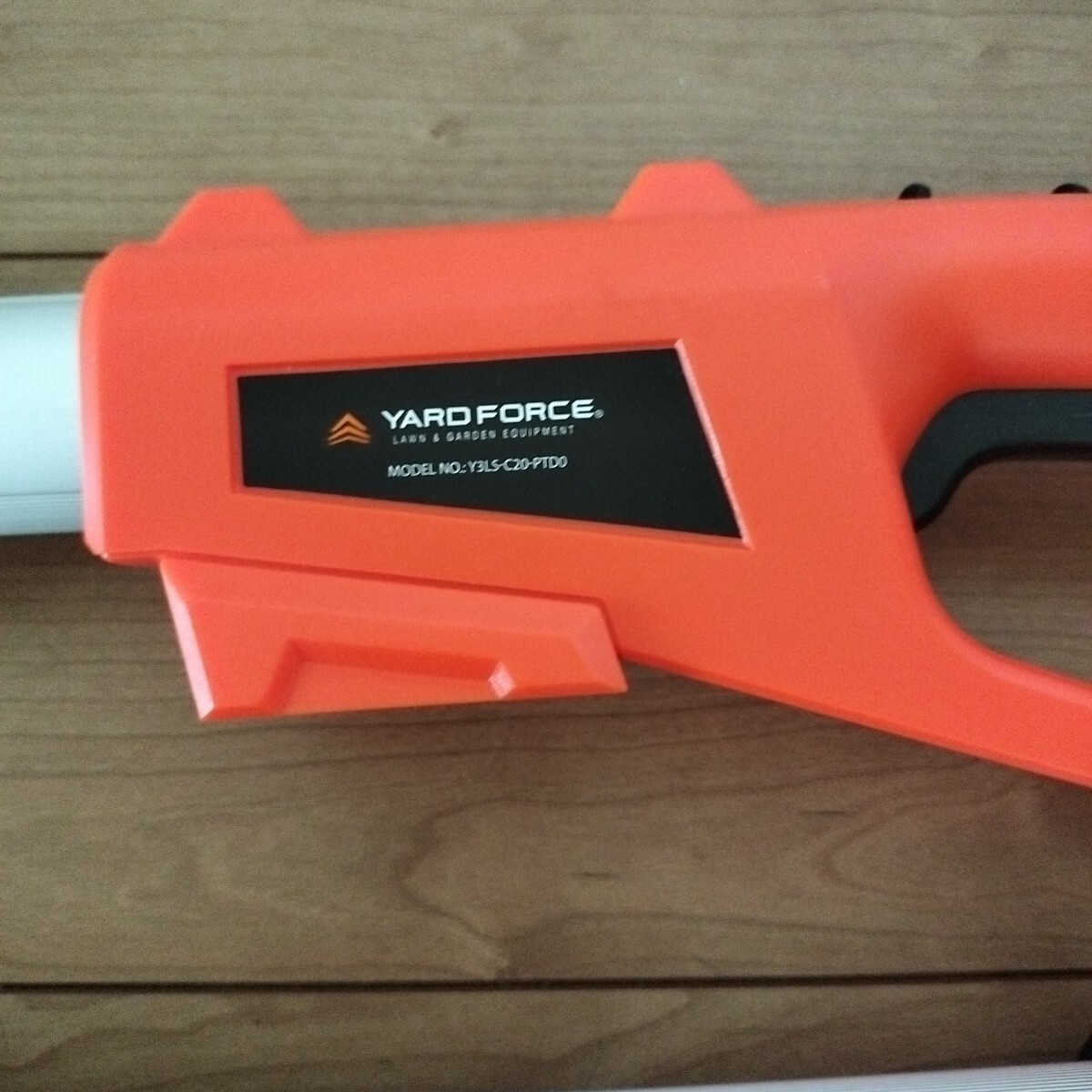 【やや傷や汚れあり】動作確認済 YARD FORCE ヤードフォース コードレス 18V 高枝チェーンソー Y3LS-C20-PTD0 チェーン刃 組立式の落札情報詳細 - Yahoo ...