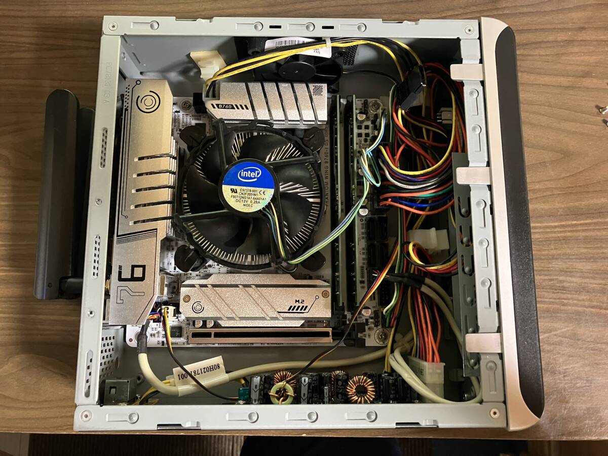 【やや傷や汚れあり】MINI-ITX LGA1700 CPU Corei5-12400 メモリDD5 16GB マザーボードERYNG ...