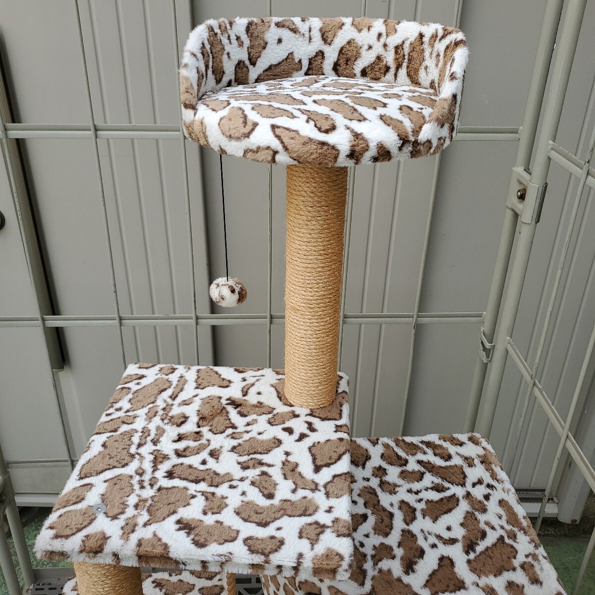 【傷や汚れあり】★中古 キャットタワー 高さ約130cm 横幅約65cm ヒョウ柄 レオパード 猫タワー 爪とぎ ネコタワー おしゃれ 猫用品 底割れ有 204-97の落札情報詳細 ...
