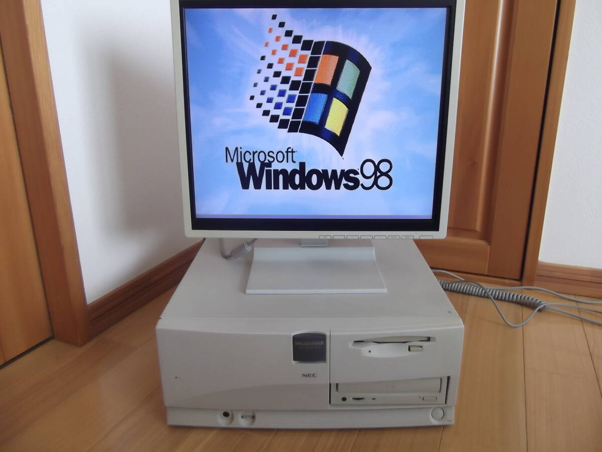 【目立った傷や汚れなし】【動作確認済】PC98パソコン PC-9821V200 青パネル型 (FM音源・ジョイステック端子・USB・LAN 内蔵 ）Win98SE＆DOS6.2マルチ起動）の ...