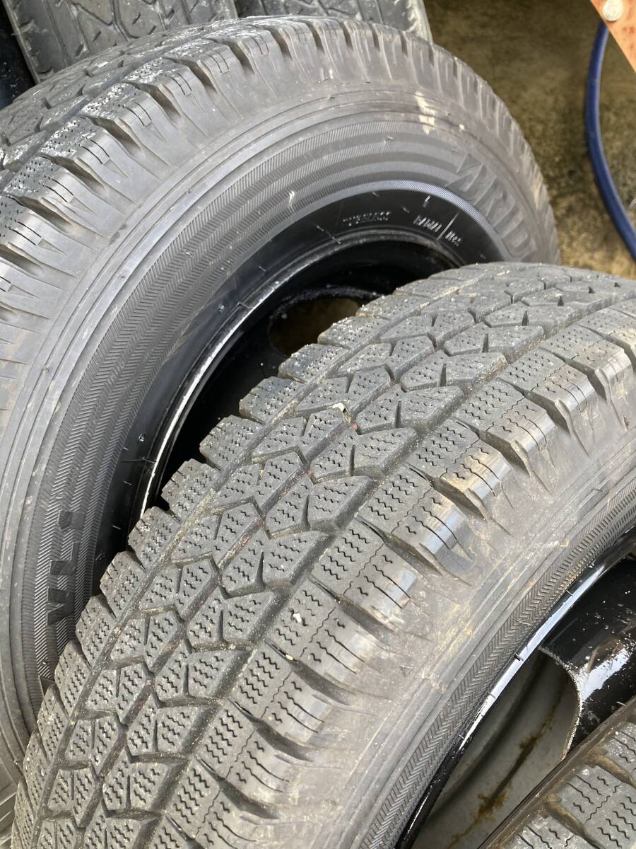 【やや傷や汚れあり】マツダ タイタン ダッシュ スタッドレス リア4本 155R12LT 6PR ブリザック 兵庫 引き取り可能 他にフロント ...