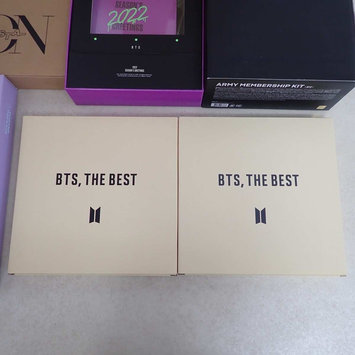 【傷や汚れあり】BTS グッズ フォトキャンバス/ARMY MEMBERSHIP KIT/2022 シーグリ/DVD WINTER PACKAGE 2021 等 まとめてセット 防弾少年団 ...