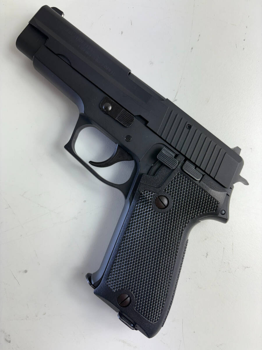 【未使用に近い】y142 タナカ 9mm拳銃 SIG SAUER P220 自衛隊仕様 航空自衛隊/エアソフトガンの落札情報詳細 ...