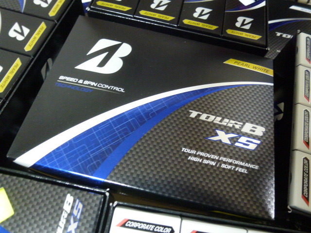 【未使用】 2024年！最新 ブリヂストン New TOUR B X/パールホワイト/1ダース ”B”マーク！新品/正規日本仕様【ツアー BX/PWH/タイガーウッズ】の落札情報詳細 ...