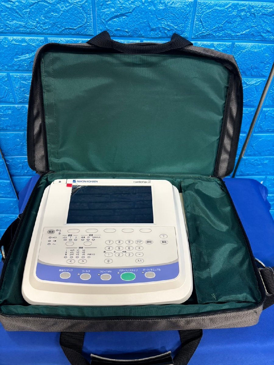 【目立った傷や汚れなし】【美品】日本光電 多機能心電計 cardiofaxS ECG-2250 NIHON KOHDEN 心電図 2020年式 ...