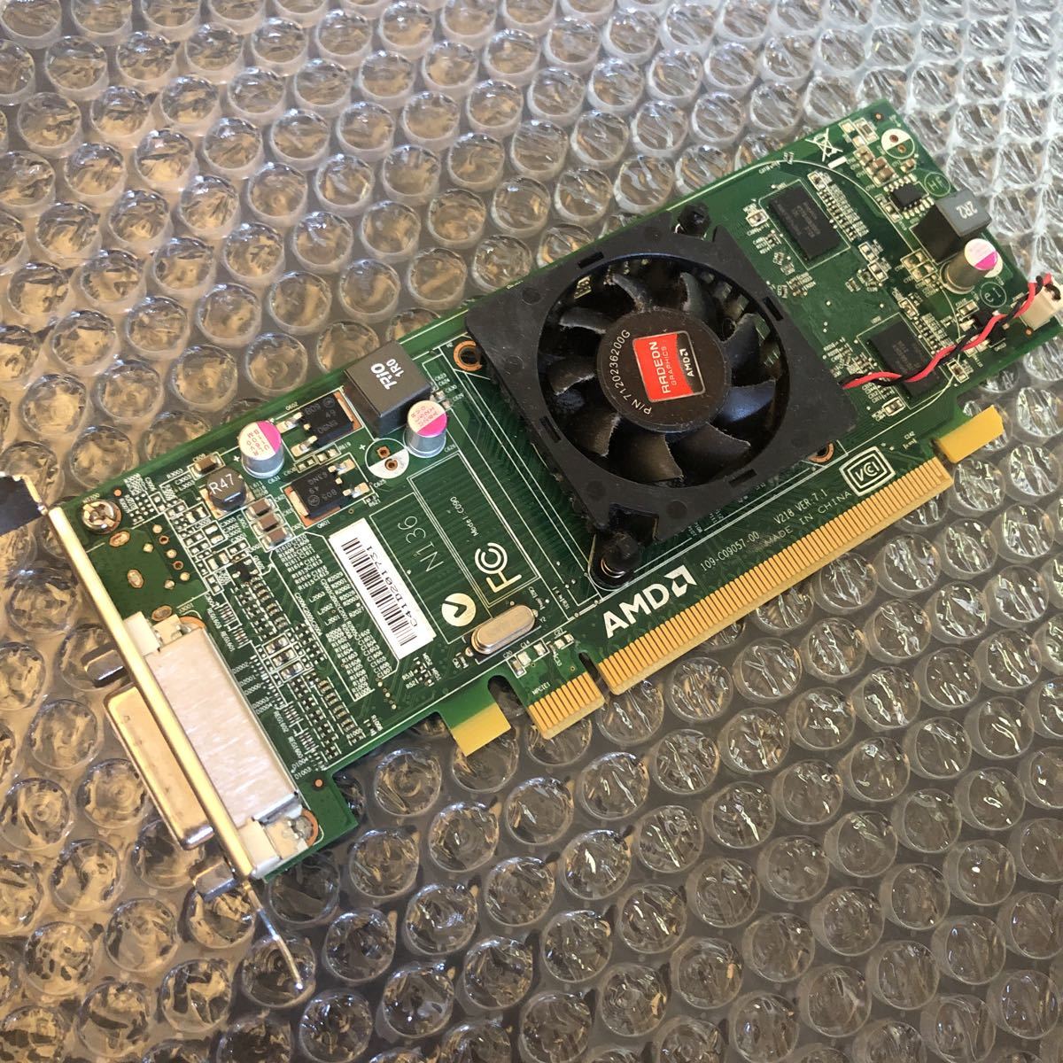 (N213)AMD ATI Radeon Model C090 Video Card 109-C09057-00 グラフィックボード 中古の落札情報詳細 - ヤフオク落札価格検索 オークフリー