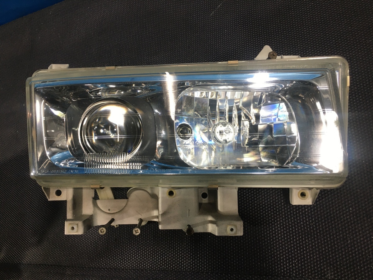 キャンター 純正右ヘッドライトASSY 24V プロジェクター 運転席側 MC149163 KOITO：100-87342の落札情報詳細 ...