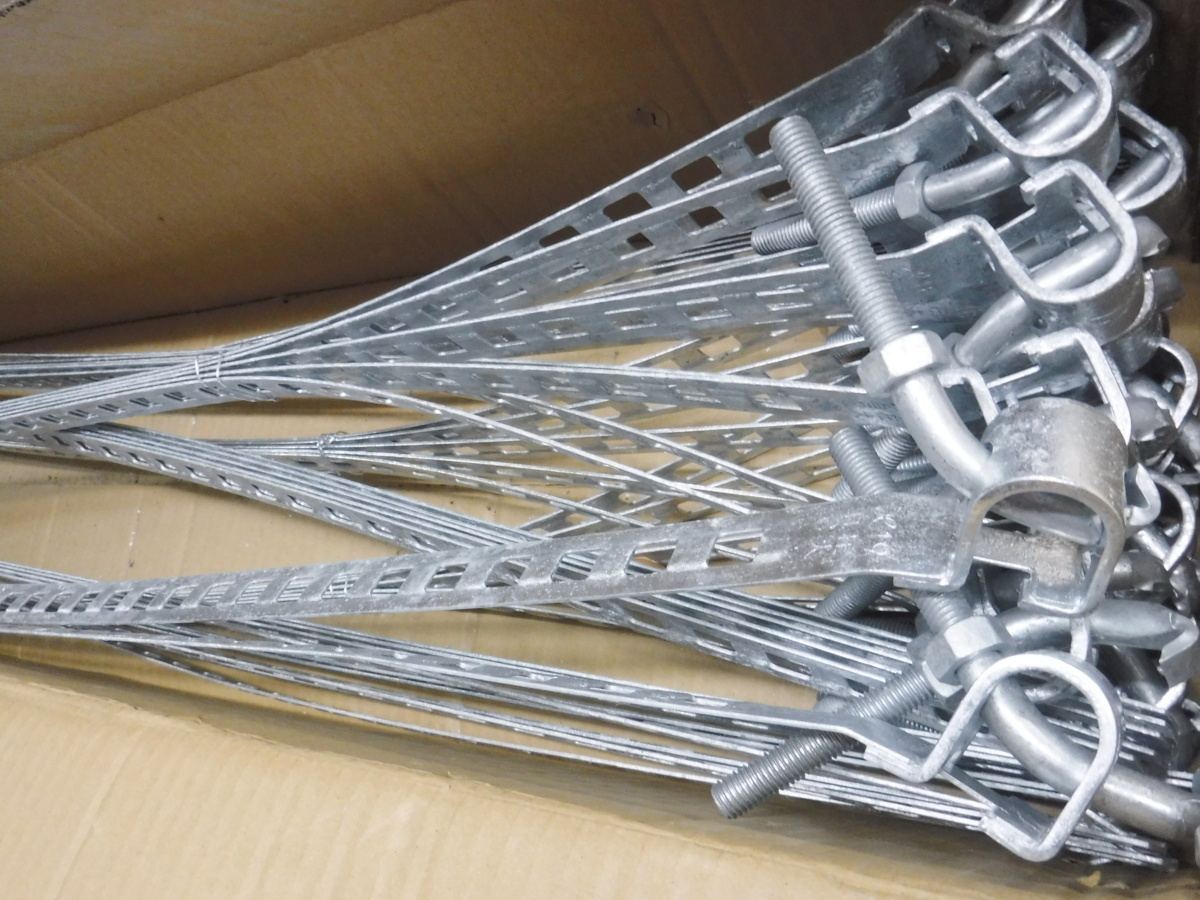 【新品】☆イワブチの電柱用自在Cバンド【IBT-212・IBT-208】が計50個になりますの落札情報詳細 - Yahoo!オークション落札価格検索 オークフリー