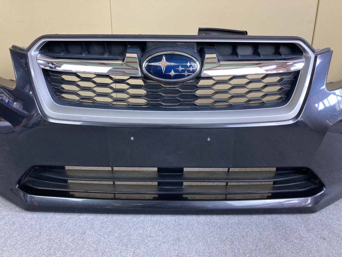 GP7 前期 インプレッサ スポーツ 純正 フロントバンパー Fバンパー グリル フォグ付き 61K ダーク グレー メタリック ...