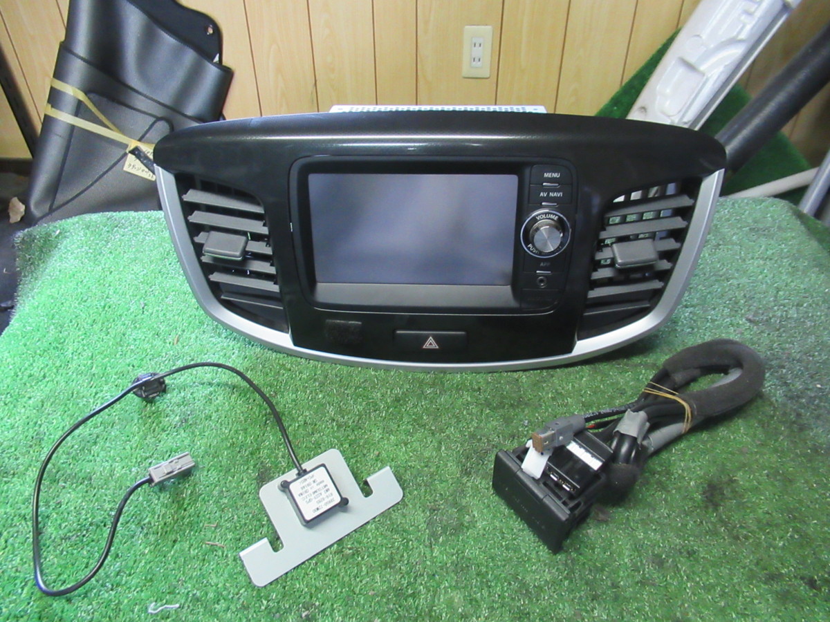 (A01039-E) ワゴンR (MH34S) スズキ 純正 メモリーナビ QY-1002 39101-72MB2-AYD ワンセグ Bluetooth SD USB AUX H25年 ...