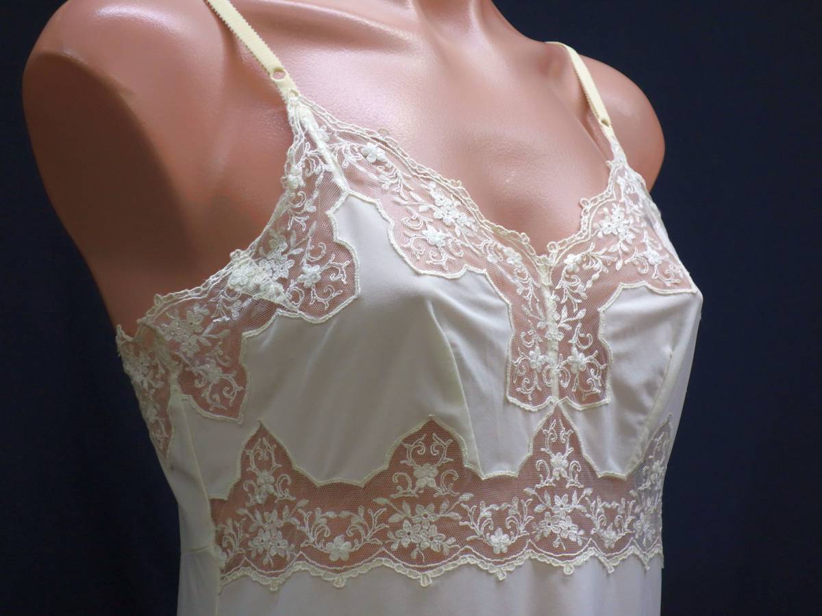 6525★B80 スリップ CHARLE シャルレ MANTOVA 胸周り刺繍レースの落札情報詳細 - Yahoo!オークション落札価格検索 オークフリー