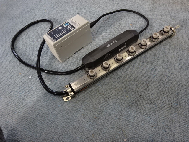 【中古】【中古品】動作保証 KEYENCE キーエンス SJ-F031 高速除電ブロー 除電ブロー イオナイザ 静電気除去装置 イオナイザー ...