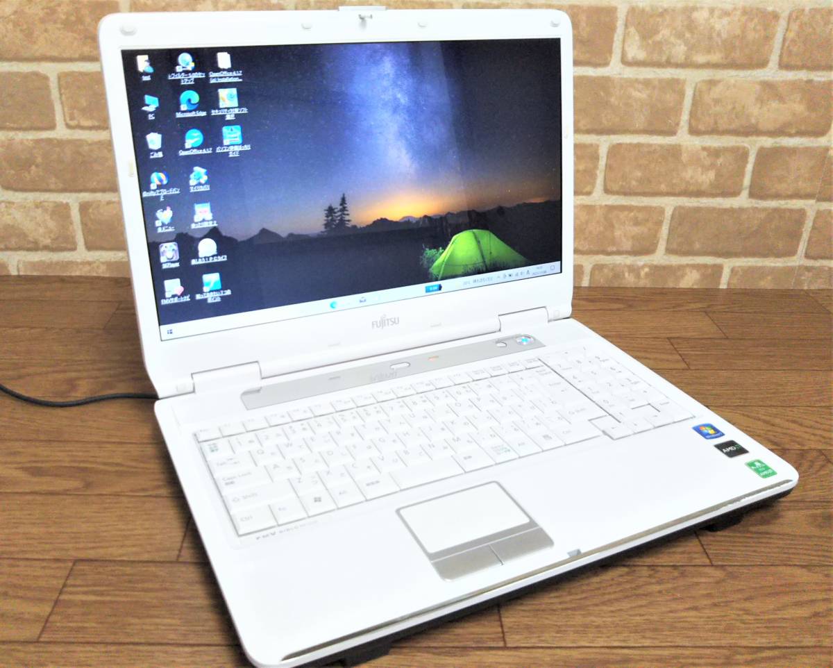 【やや傷や汚れあり】＜1127H100＞FMV BIBLO NF/G30【設定済み,すぐ使える】(AMD Sempron M120/3GB/320GB/DVDマルチ/wifi/office ...