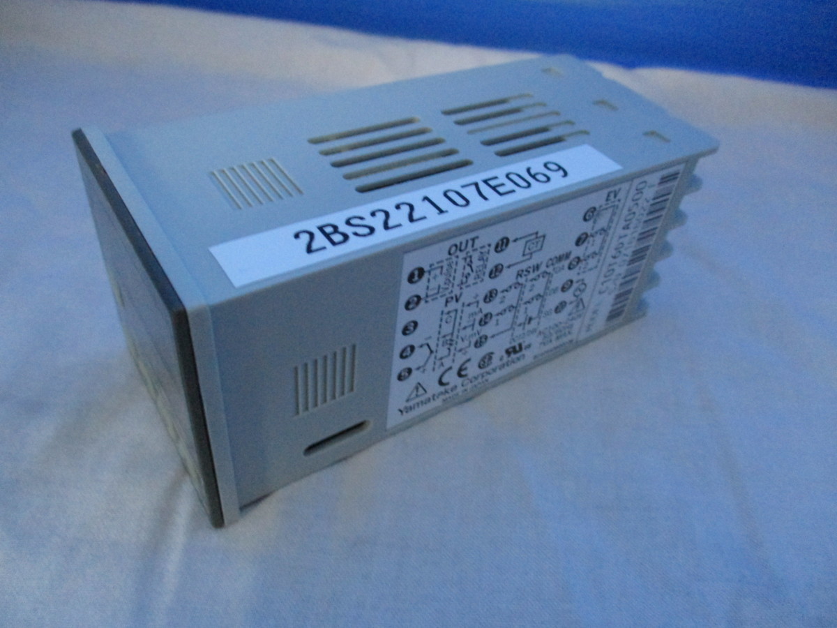 【傷や汚れあり】YAMATAKE SDC10 デジタル指示調節計 の落札情報詳細| ヤフオク落札価格情報 オークフリー