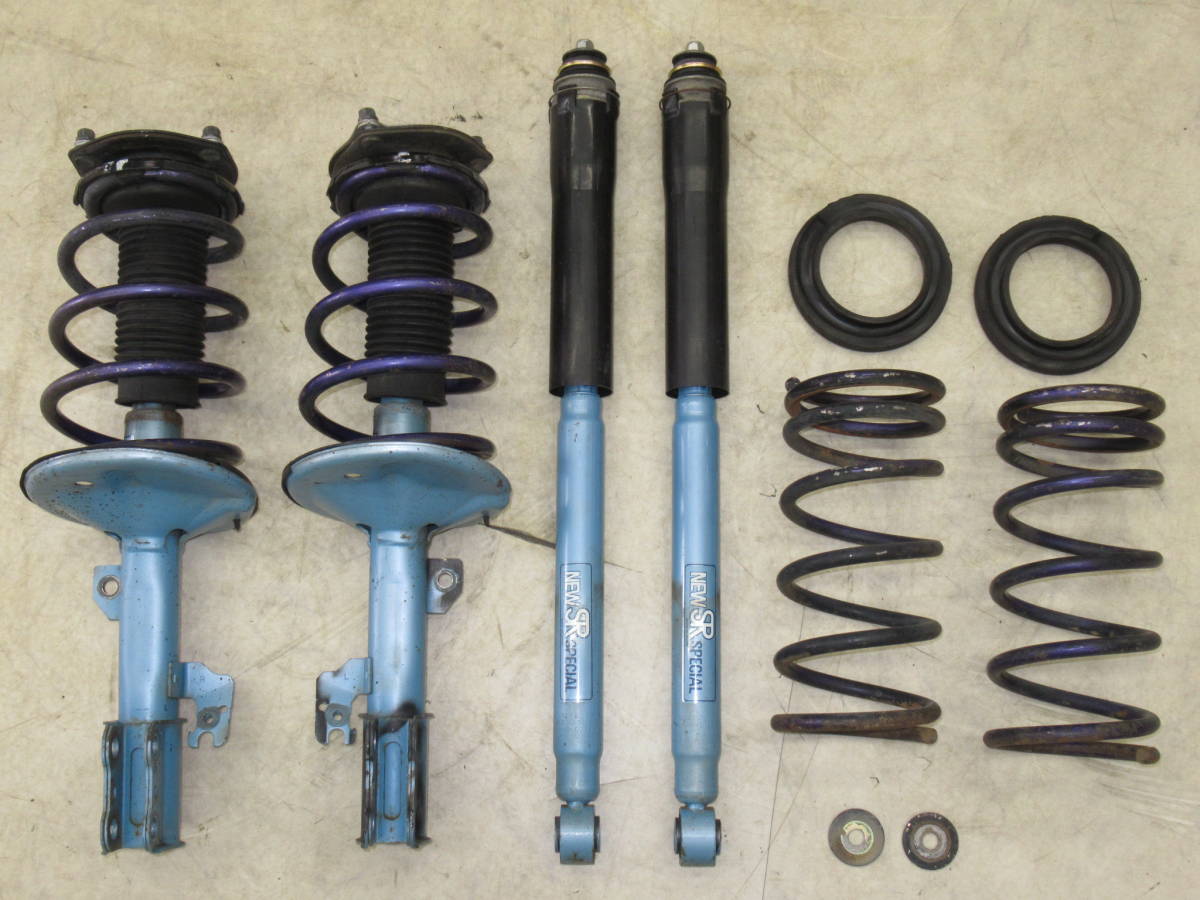 【やや傷や汚れあり】程良いローダウンに!トヨタ40系エスティマ用KYB NEW SR SPECIALショックアブソーバー+Tanabe NF210ダウンサスセット中古品 NST5214 ...