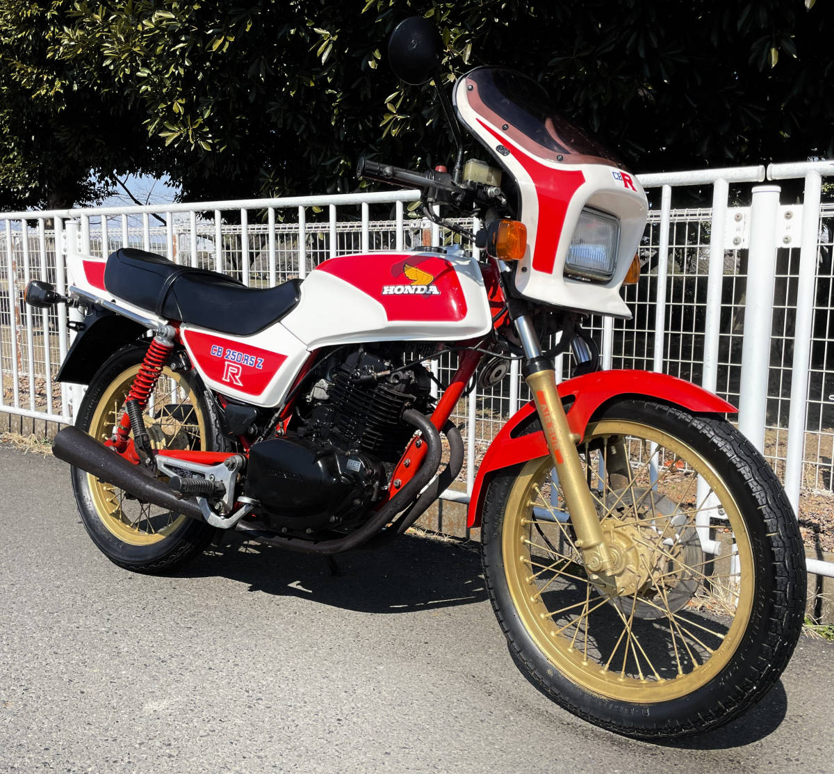 【目立った傷や汚れなし】ホンダ CB250RS-Z セル一発 絶好調 書付 旧車 超希少 オリジナルカラー 限定車 4662km 実走行 検 ...