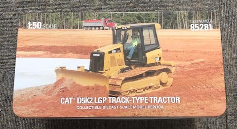 【未使用に近い】★★ DIECAST MASTERS 1:50 CAT D5K2 LGP TRACK-TYPE TRACTOR 85281の ...