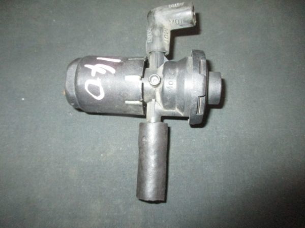 【傷や汚れあり】 ベンツ W140 パージバルブ 中古 0011408060 部品取あり EGR パージコントロールバルブ バキューム ...