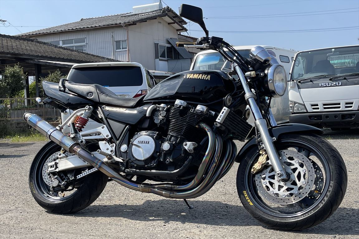 【傷や汚れあり】XJR1200 売り切り！1円スタート！☆始動動画有☆4KG！カスタム！キャブ車！社外マフラー！検）CB1300SF ローン可 ...